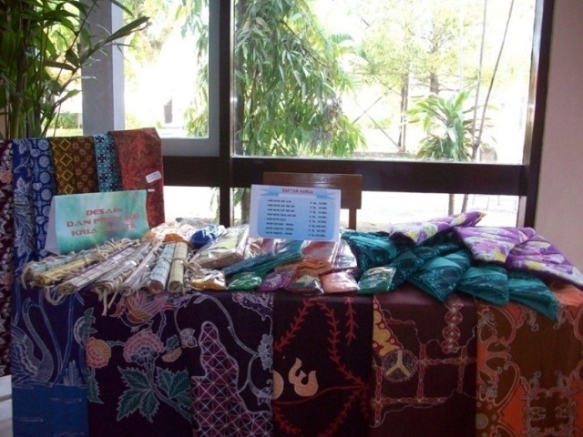 Kriya Kreatif Batik dan Tekstil | SMK Negeri 3 Pekalongan